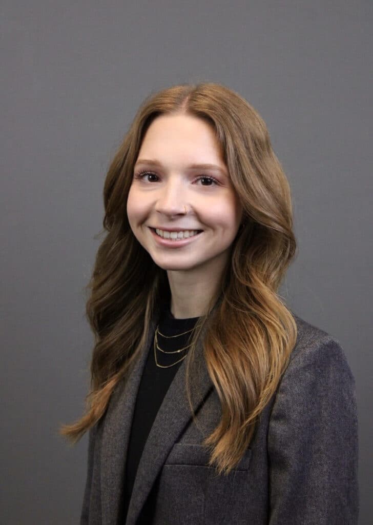 Elena Clark takes 1st in Undergraduate Student Paper Competition